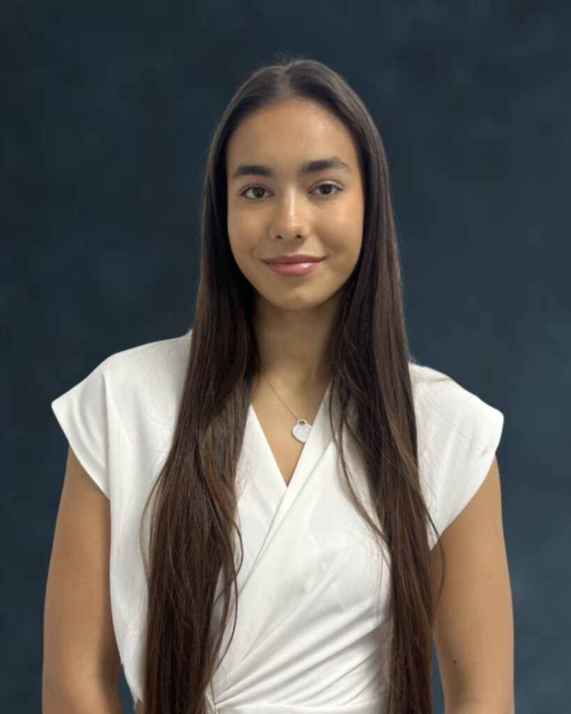 Alicia Eva Borrill - Jonathan Lea Network