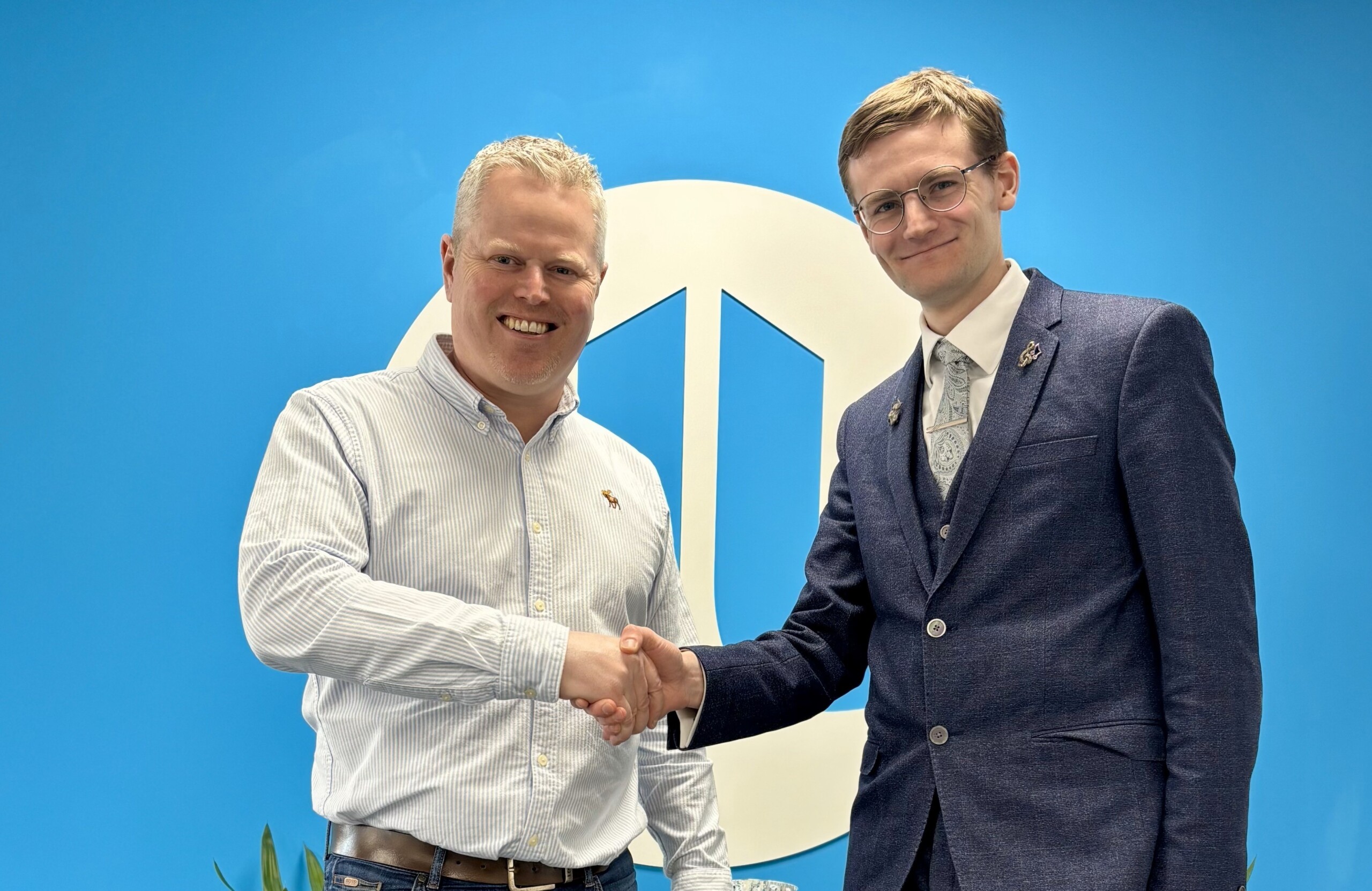 George Harrison Qualifies as a Solicitor with The Jonathan Lea Network ...